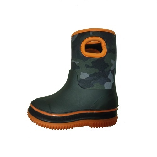 Kids green camo TPE neoprene boot